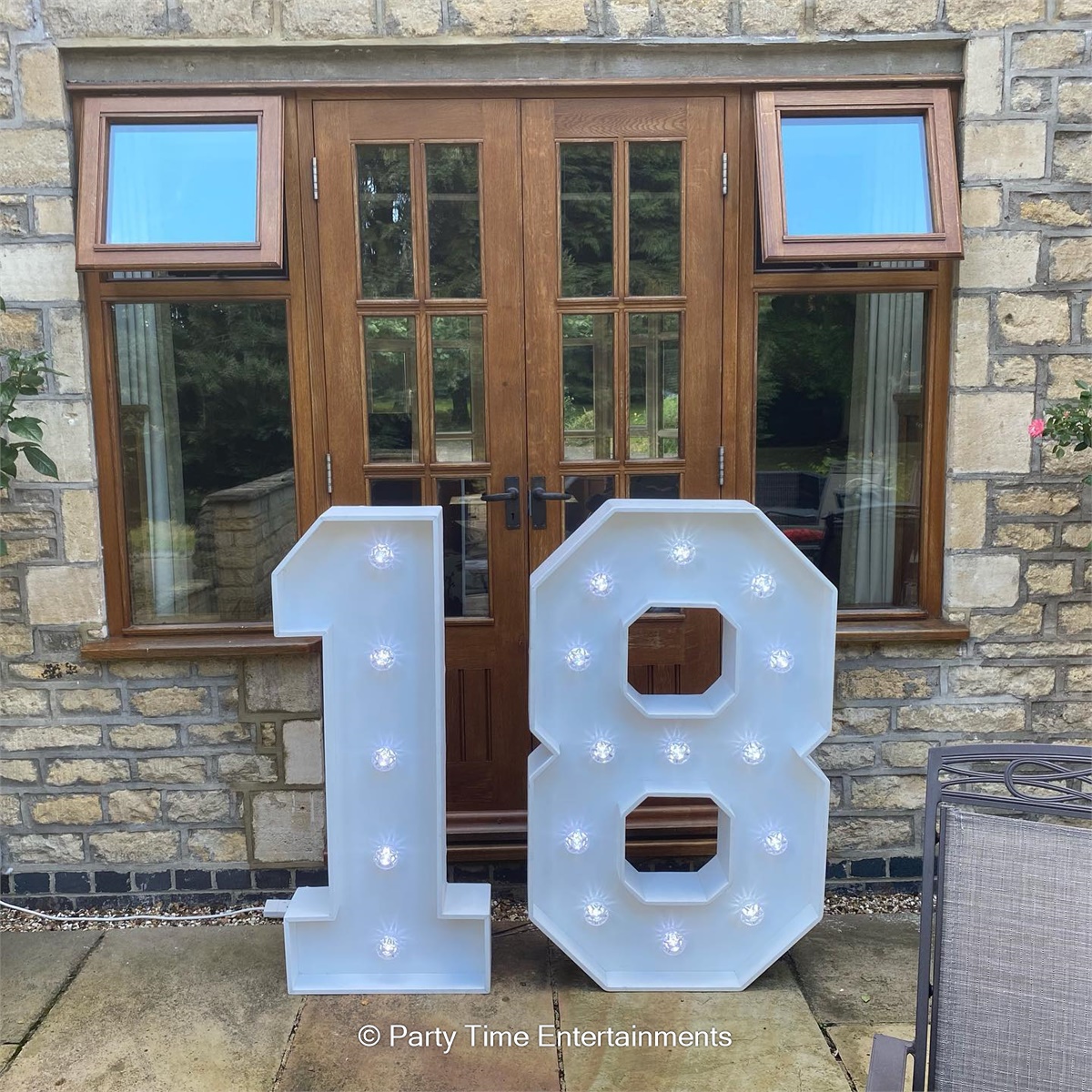 Light Up Number 18 - Disco & Bouncy Castle Hire in Wellingborough ...